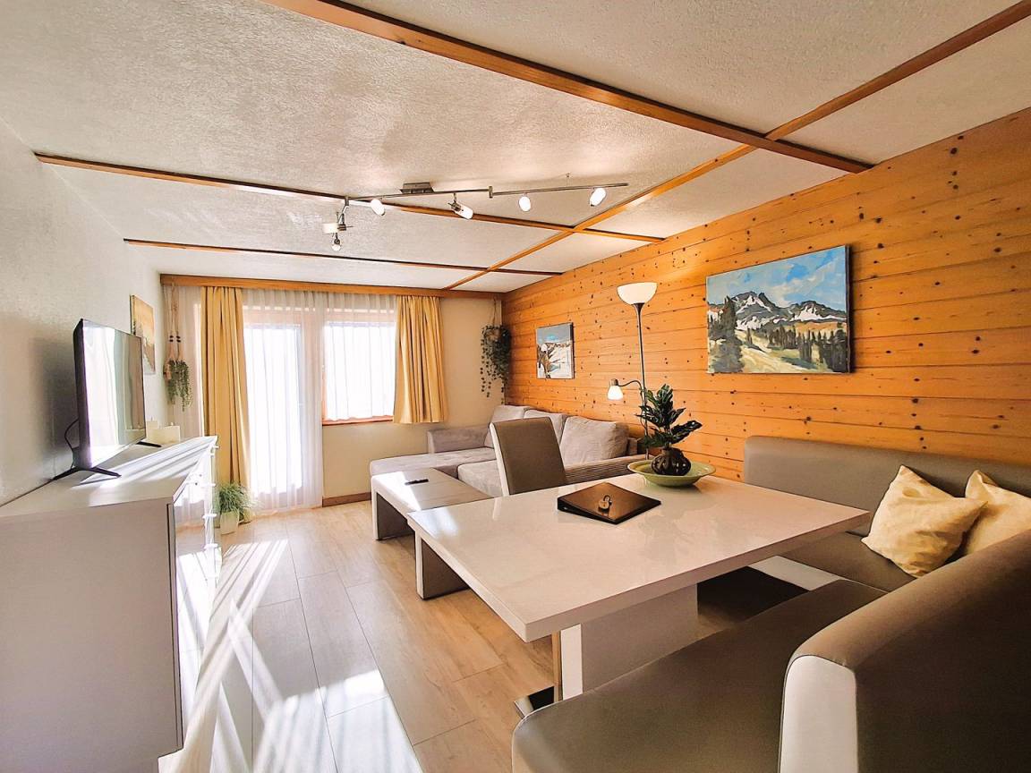90 M² Appartement ∙ 2 Chambres ∙ 6 Personnes - Schruns