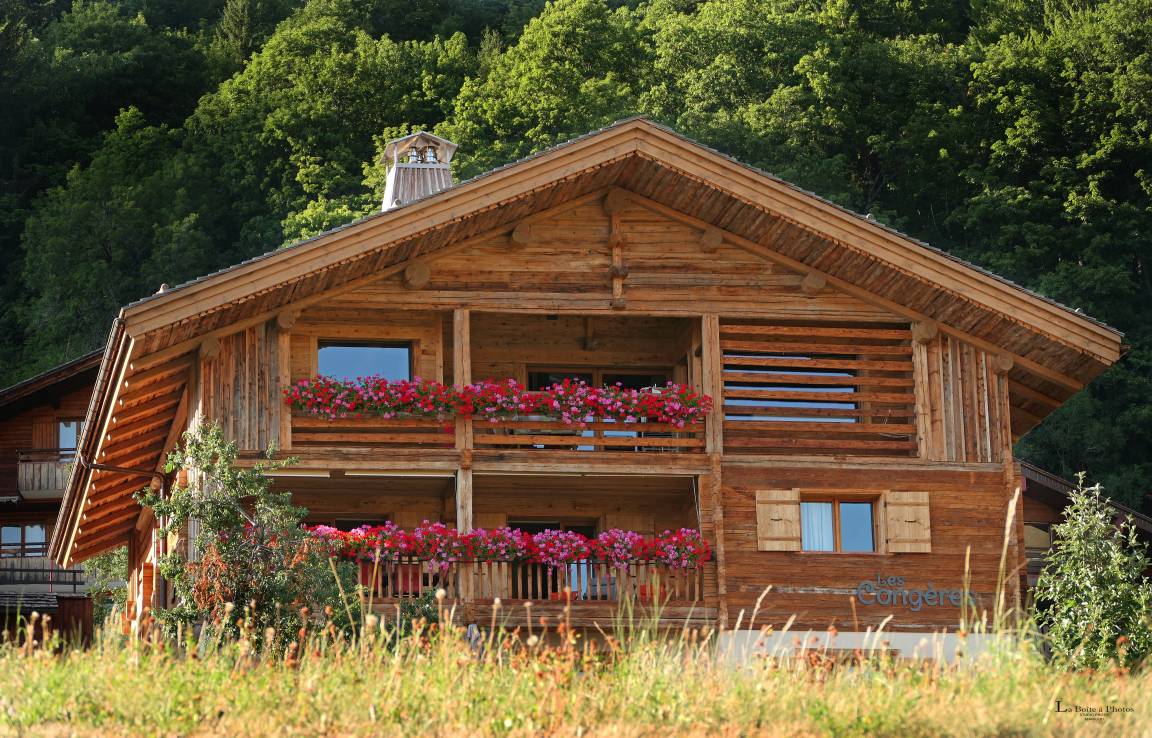 95 M² Appartement ∙ 3 Chambres ∙ 8 Personnes - Cluses