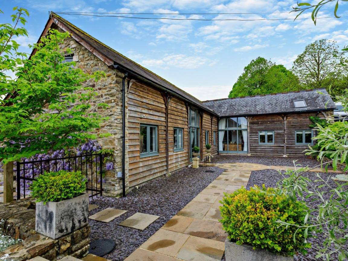 Cottage ∙ 5 Bedrooms ∙ 10 Guests - Dulverton