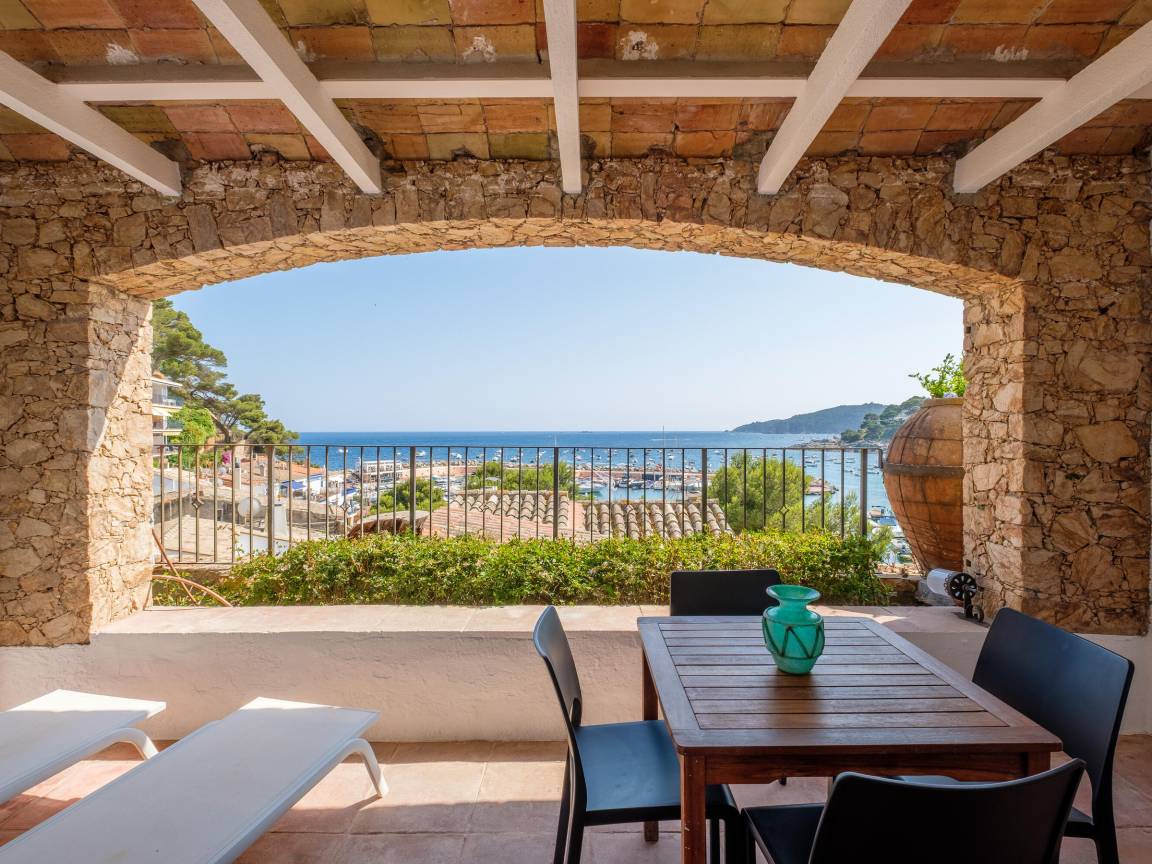 60 M² Apartment ∙ 2 Bedrooms ∙ 4 Guests - Tamariu