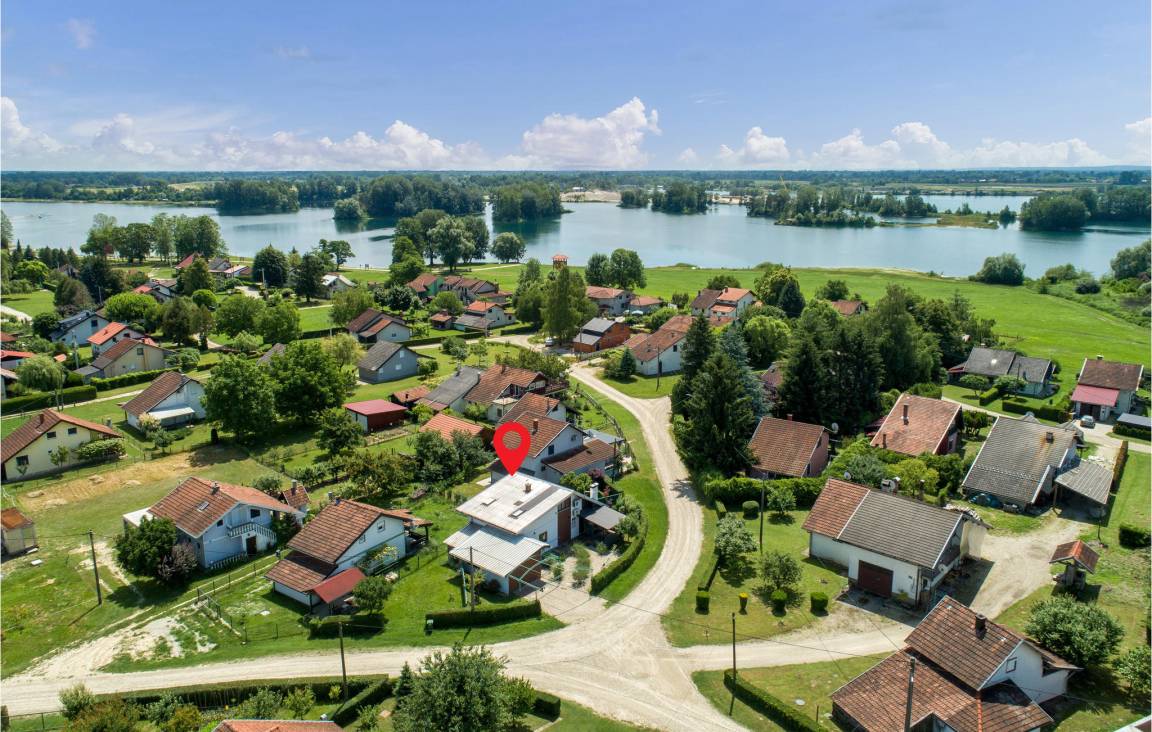 80 M² House ∙ 2 Bedrooms ∙ 6 Guests - Koprivnica