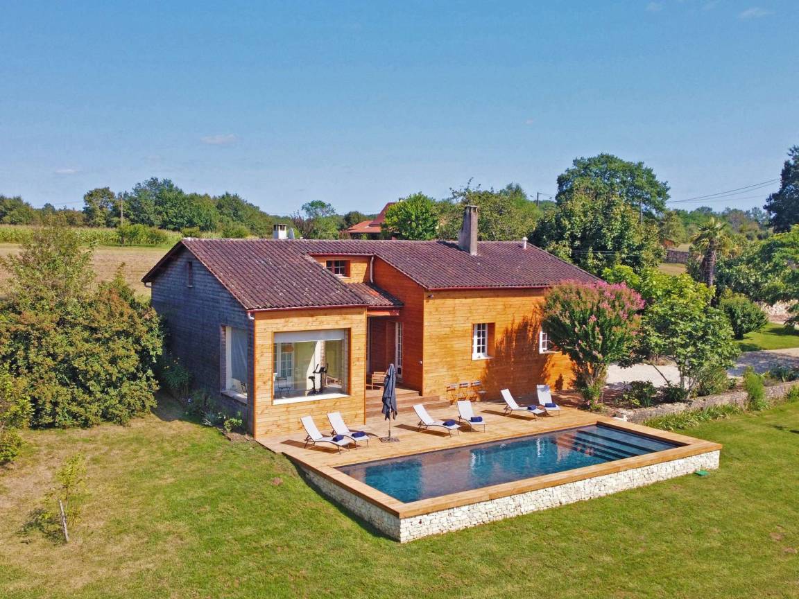 100 M² Huis ∙ 3 Slaapkamers ∙ 6 Gasten - Trémolat