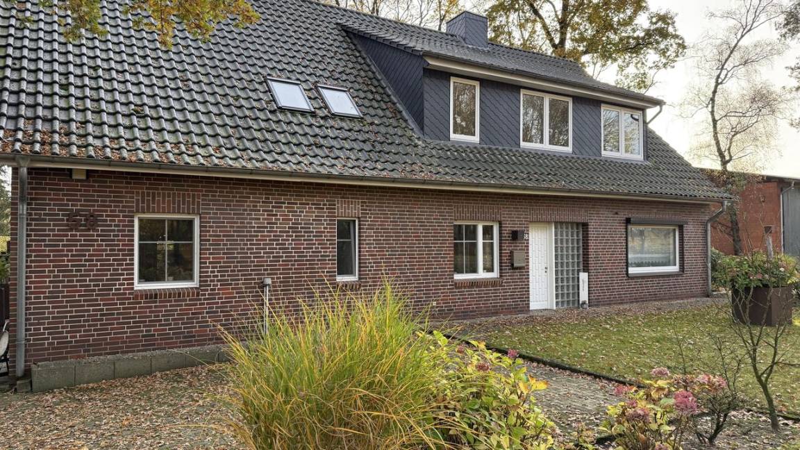 130 M² Apartment ∙ 4 Bedrooms ∙ 7 Guests - Soltau