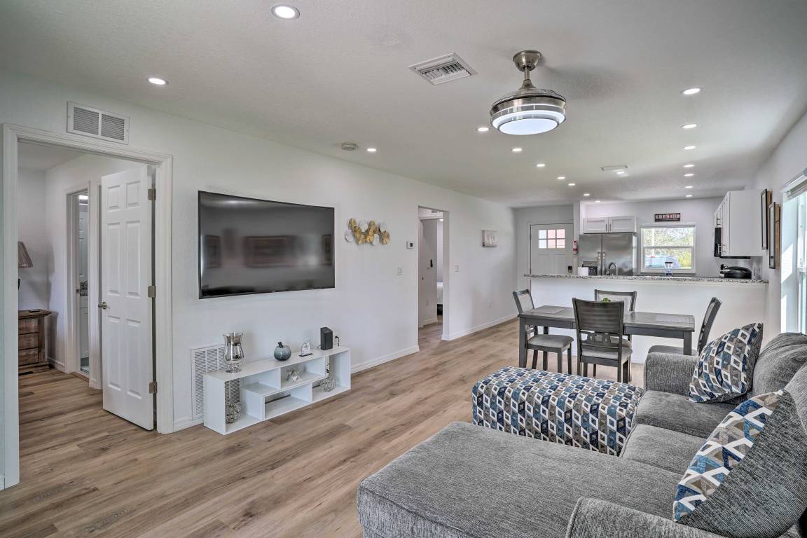 86 M² Apartment ∙ 2 Bedrooms ∙ 4 Guests - Sebring, FL