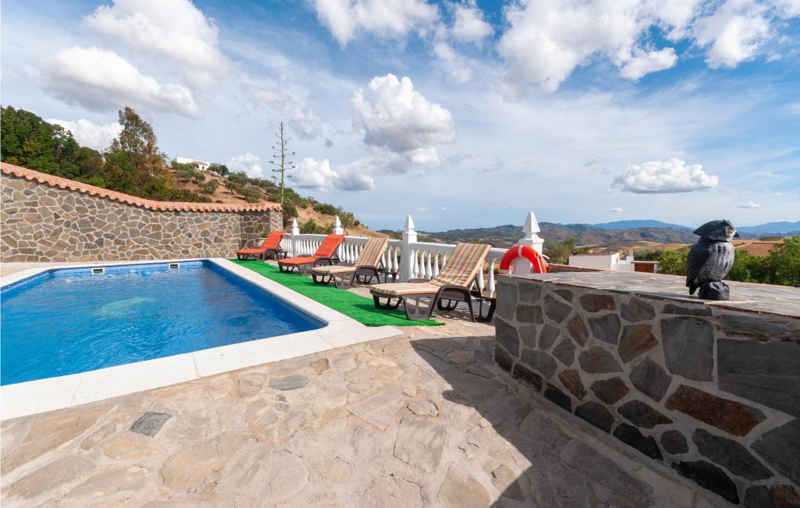 100 M² House ∙ 3 Bedrooms ∙ 8 Guests - Antequera