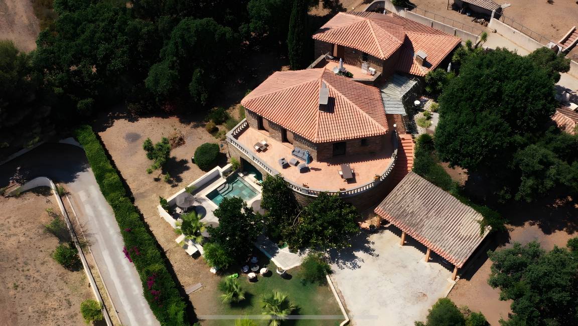 15 M² Majatalo ∙ 1 Makuuhuone ∙ 2 Vierasta - Pierrefeu-du-Var