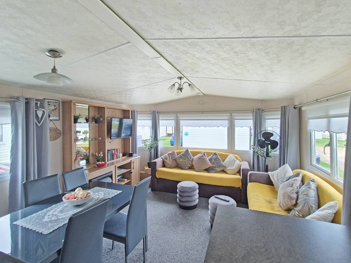 Cottage ∙ 3 Bedrooms ∙ 8 Guests - Rhyl