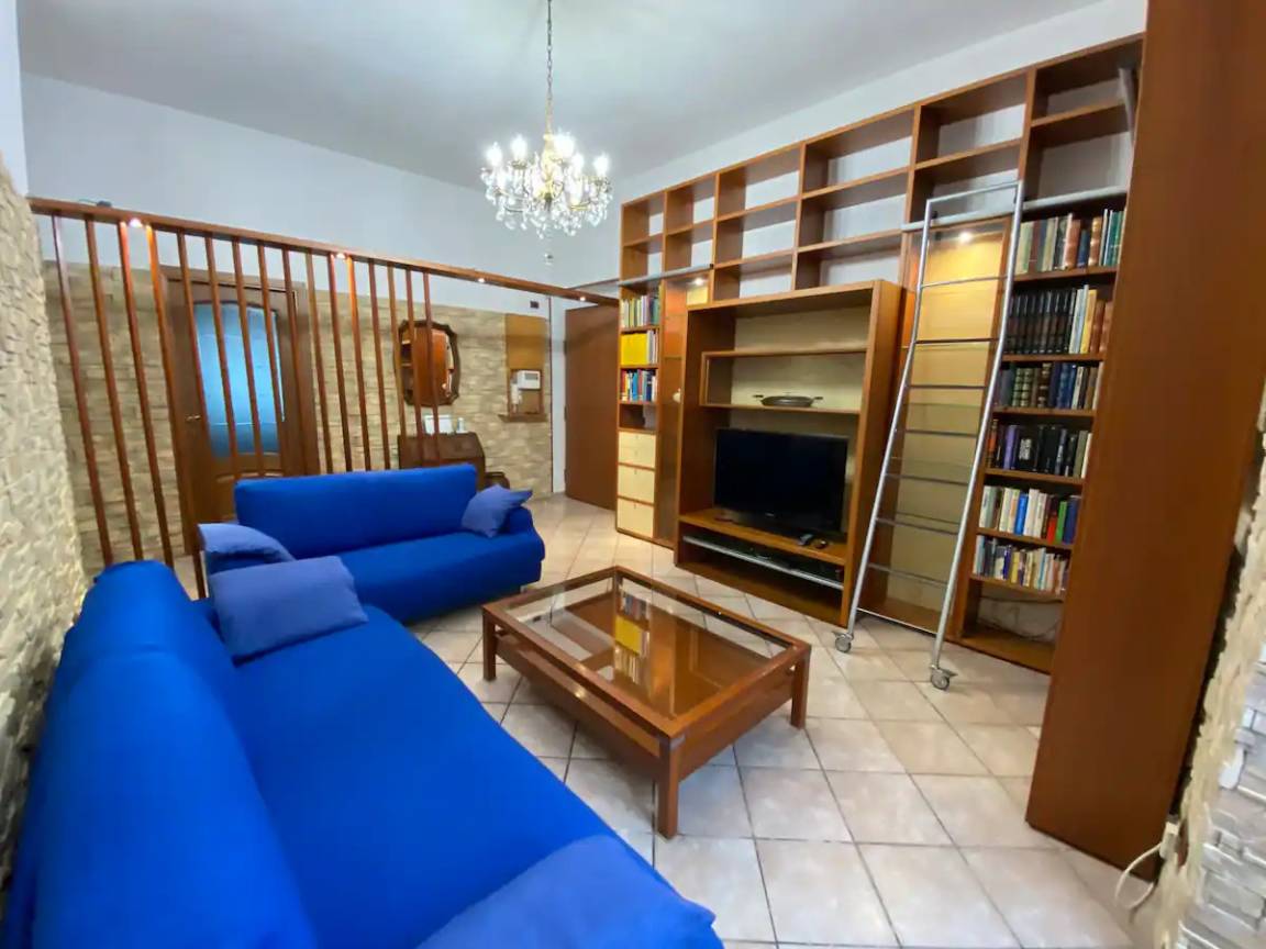 100 M² Appartamento Vacanza ∙ 2 Camere Da Letto ∙ 5 Ospiti - Cagliari