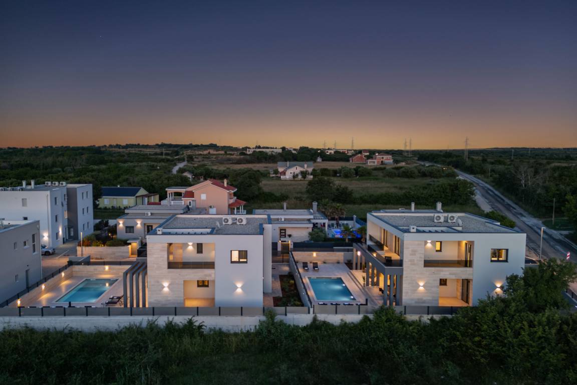 290 M² Villa ∙ 5 Schlafzimmer ∙ 10 Gäste - Zaton