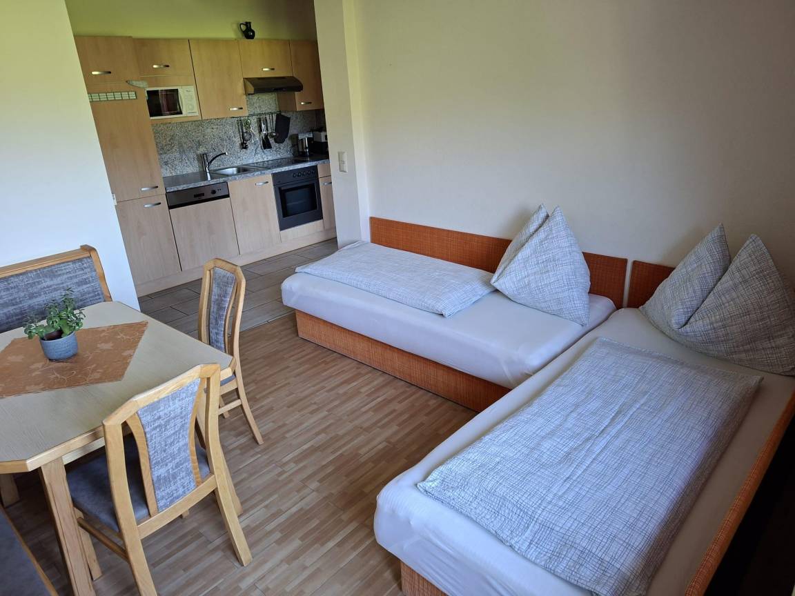 50 M² Ferienwohnung ∙ 1 Schlafzimmer ∙ 4 Gäste - Haus