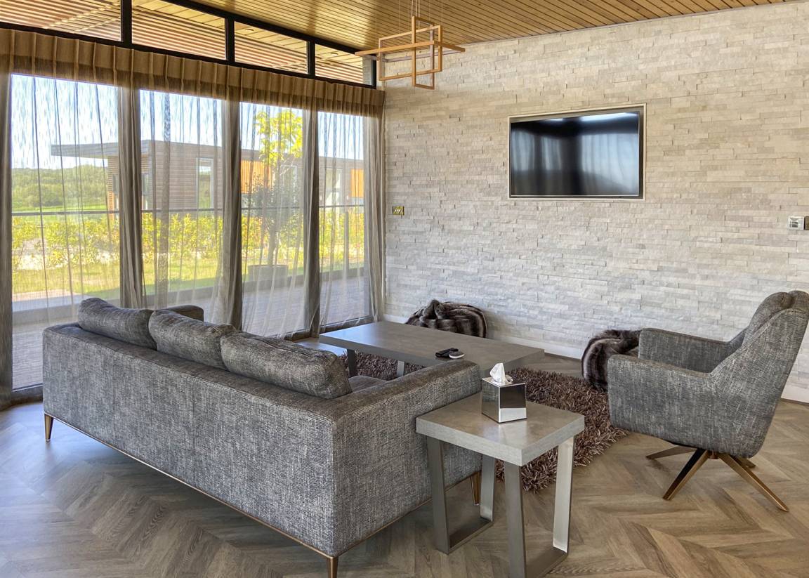 Chalet ∙ 2 Bedrooms ∙ 4 Guests - Derbyshire
