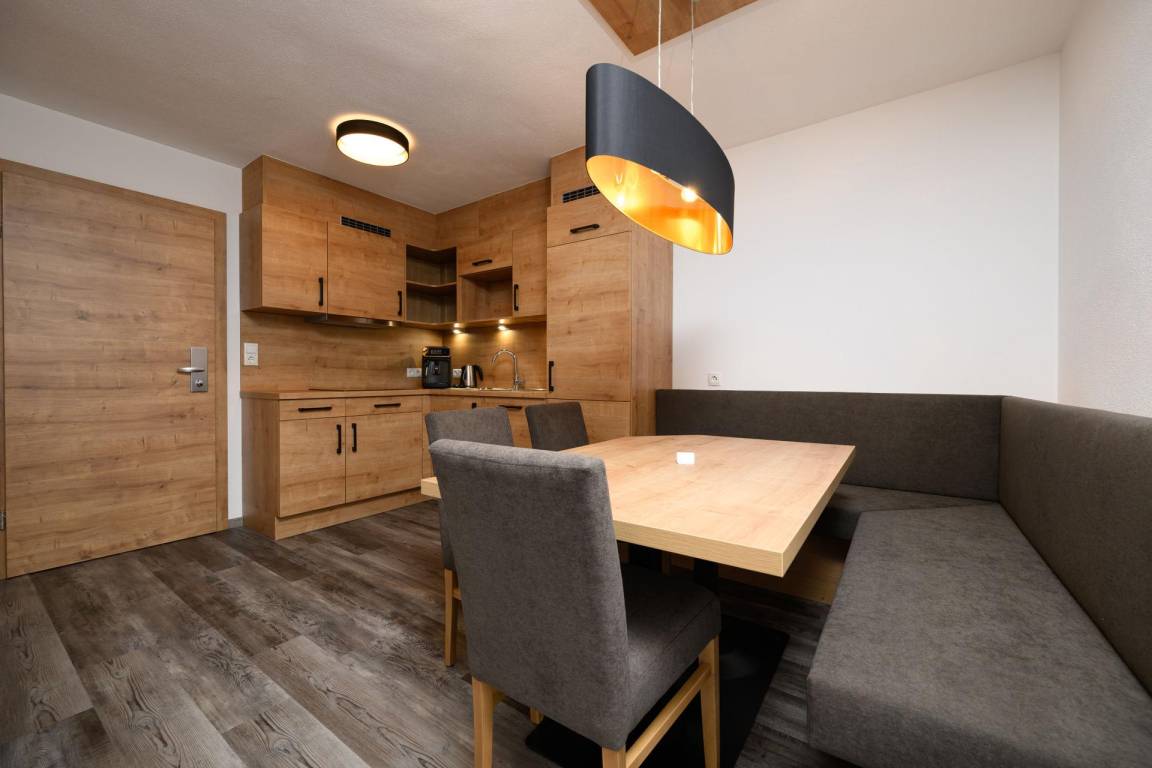 55 M² Apartment ∙ 2 Bedrooms ∙ 4 Guests - Obergurgl