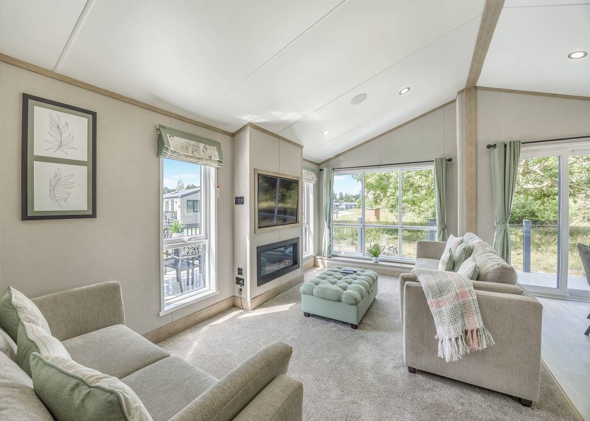 Chalet ∙ 2 Bedrooms ∙ 4 Guests - Woodhall Spa
