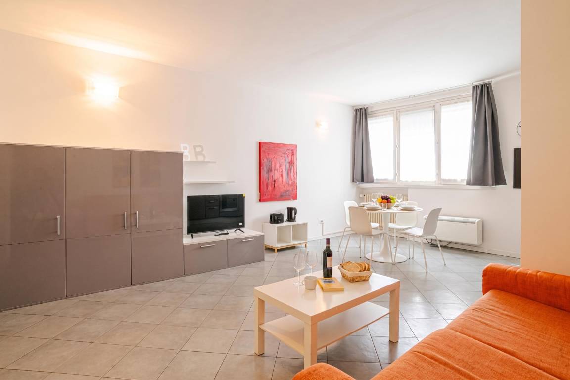 70 M² Appartement ∙ 1 Slaapkamer ∙ 4 Gasten - Como