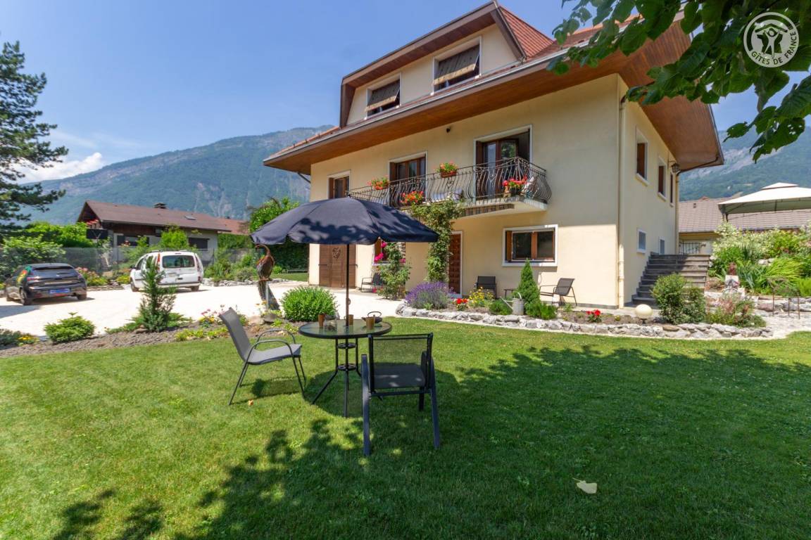 44 M² Gîte ∙ 1 Chambre ∙ 2 Personnes - Thônes