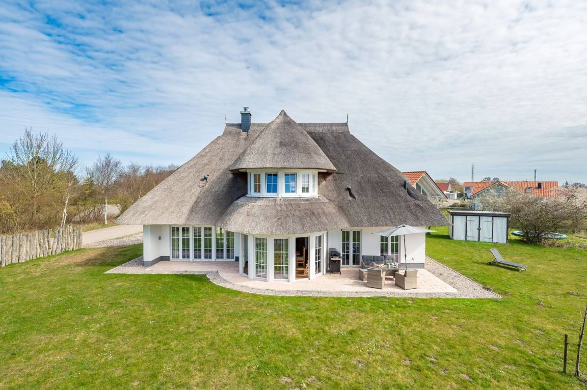 190 M² Ferienhaus ∙ 3 Schlafzimmer ∙ 6 Gäste - Schaprode