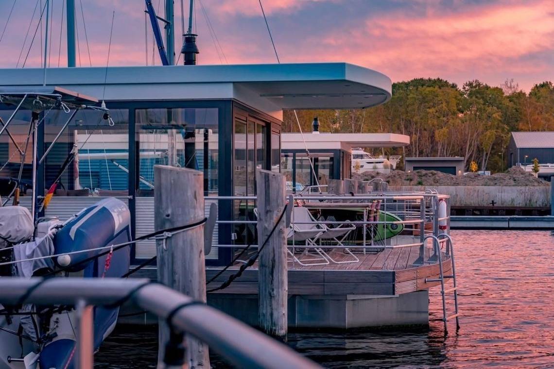 45 M² Hausboot ∙ 2 Schlafzimmer ∙ 5 Gäste - Wolgast