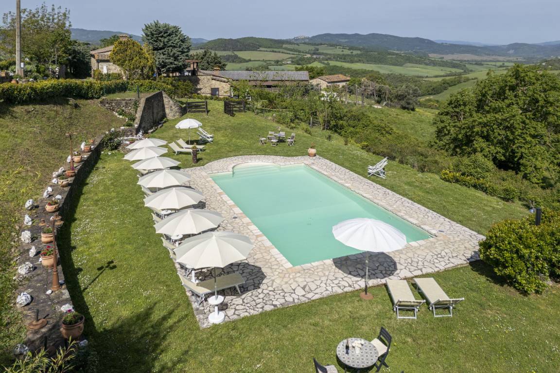 85 M² Farmhouse ∙ 2 Bedrooms ∙ 4 Guests - Tuscany