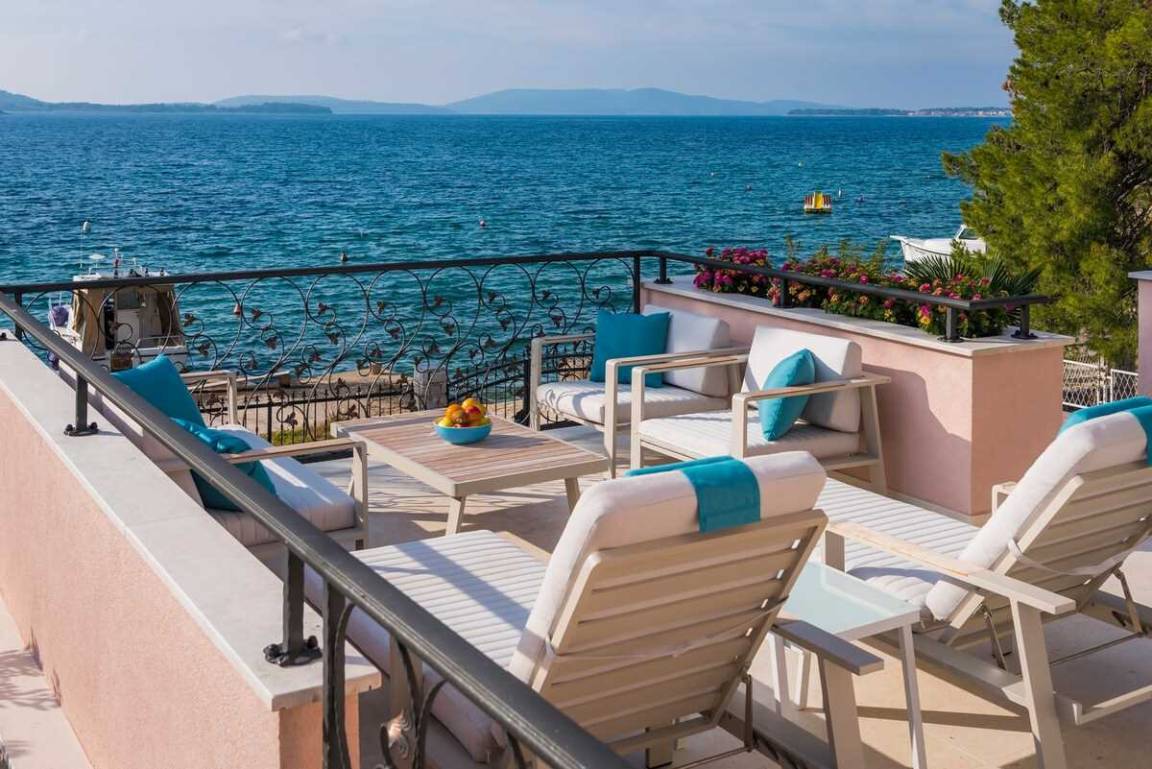 135 M² Villa ∙ 3 Schlafzimmer ∙ 6 Gäste - Primošten