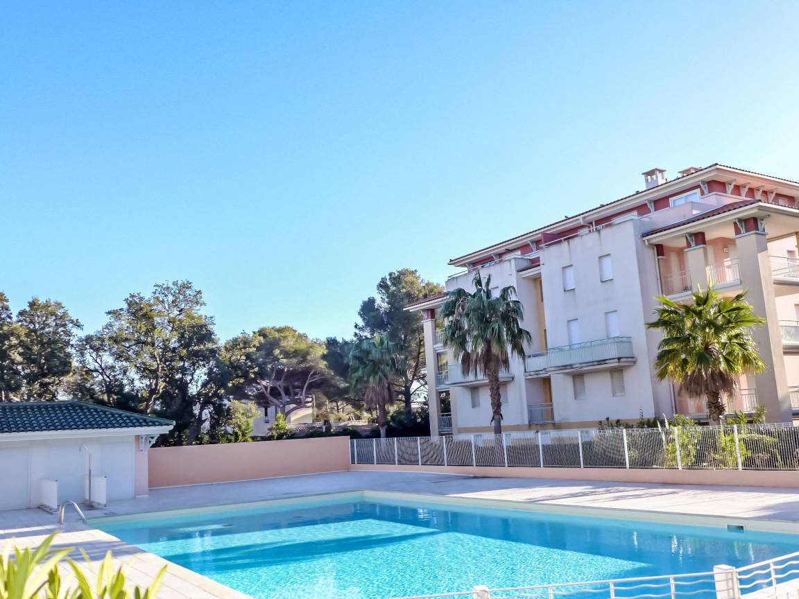 34 M² House ∙ 1 Bedroom ∙ 4 Guests - Fréjus