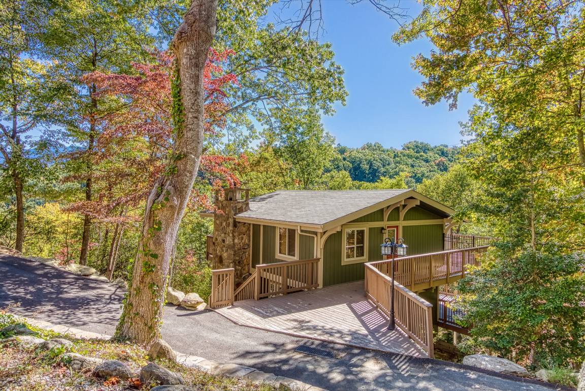112 M² Cabin ∙ 1 Bedroom ∙ 4 Guests - Gatlinburg, TN