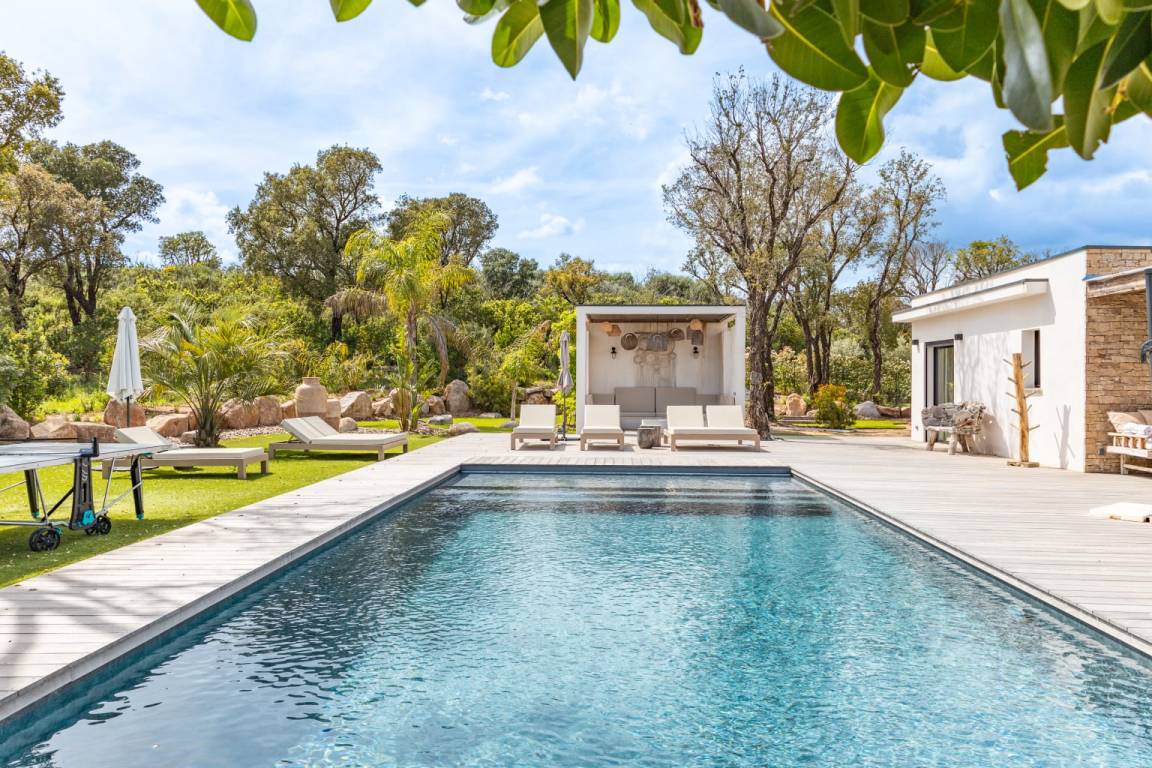 200 M² Villa ∙ 5 Schlafzimmer ∙ 10 Gäste - Zonza