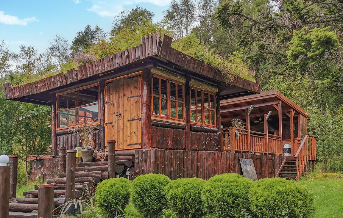 80 M² House ∙ 3 Bedrooms ∙ 7 Guests - Førde