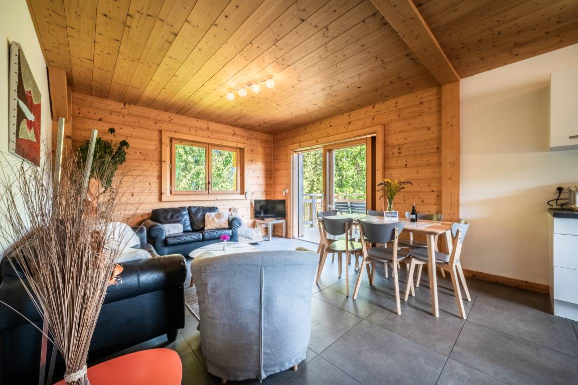 90 M² Cottage ∙ 3 Bedrooms ∙ 6 Guests - Alps