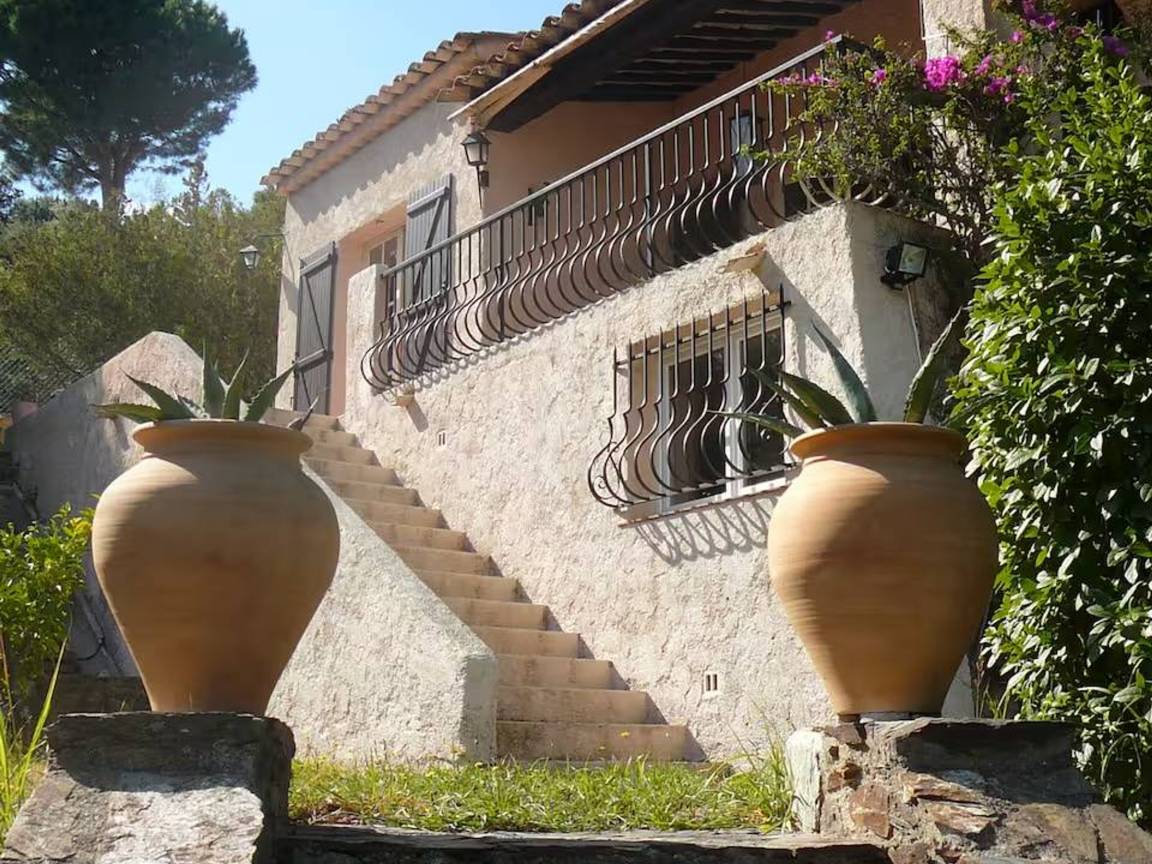 140 M² Huis ∙ 4 Slaapkamers ∙ 8 Gasten - Rayol-Canadel-sur-Mer