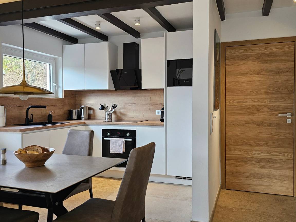 77 M² Ferienhaus ∙ 2 Schlafzimmer ∙ 4 Gäste - Bitburg