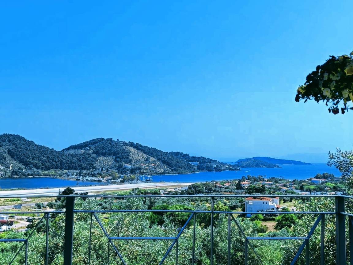 56 M² House ∙ 1 Bedroom ∙ 3 Guests - Skiathos