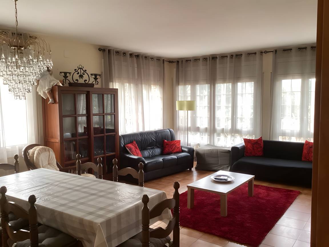 90 M² Ferienhaus ∙ 3 Schlafzimmer ∙ 8 Gäste - Lloret de Mar