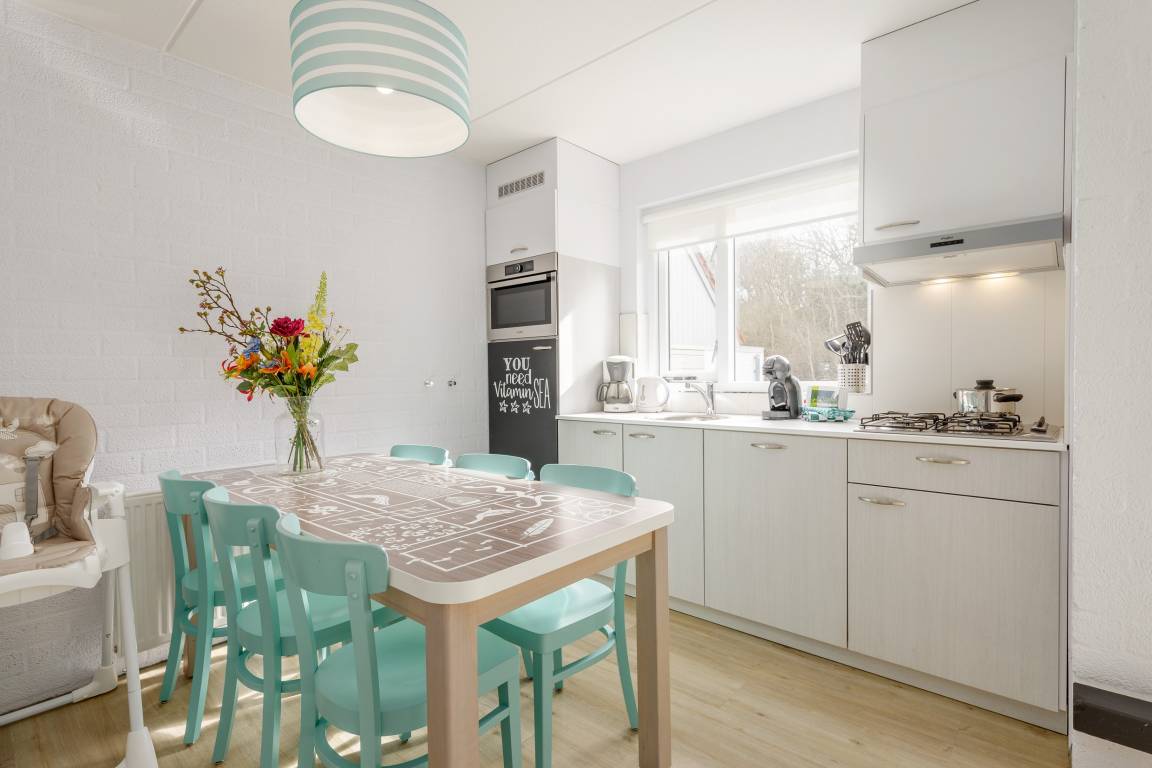 70 M² Cottage ∙ 3 Bedrooms ∙ 6 Guests - Zandvoort