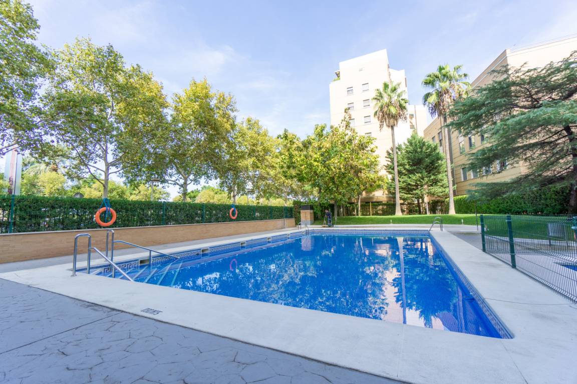 65 M² Apartamento ∙ 2 Habitaciones ∙ 5 Huéspedes - Santiponce