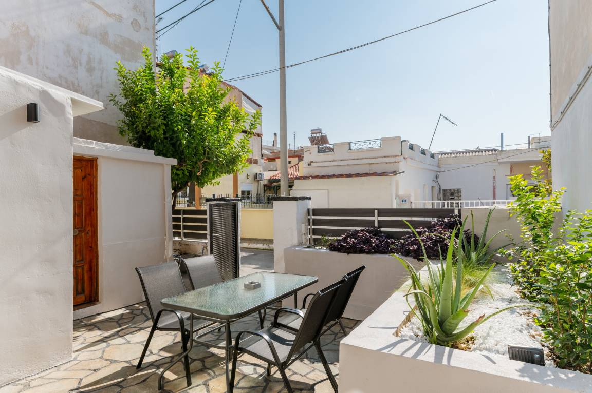 55 M² House ∙ 2 Bedrooms ∙ 6 Guests - Мегара
