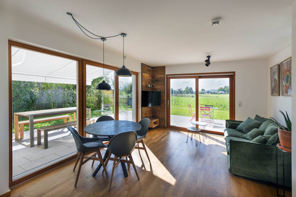 70 M² Appartement ∙ 2 Chambres ∙ 4 Personnes - Bernau am Chiemsee