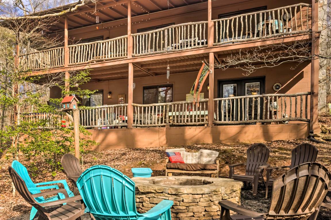 297 M² House ∙ 4 Bedrooms ∙ 16 Guests - Franklin, NC