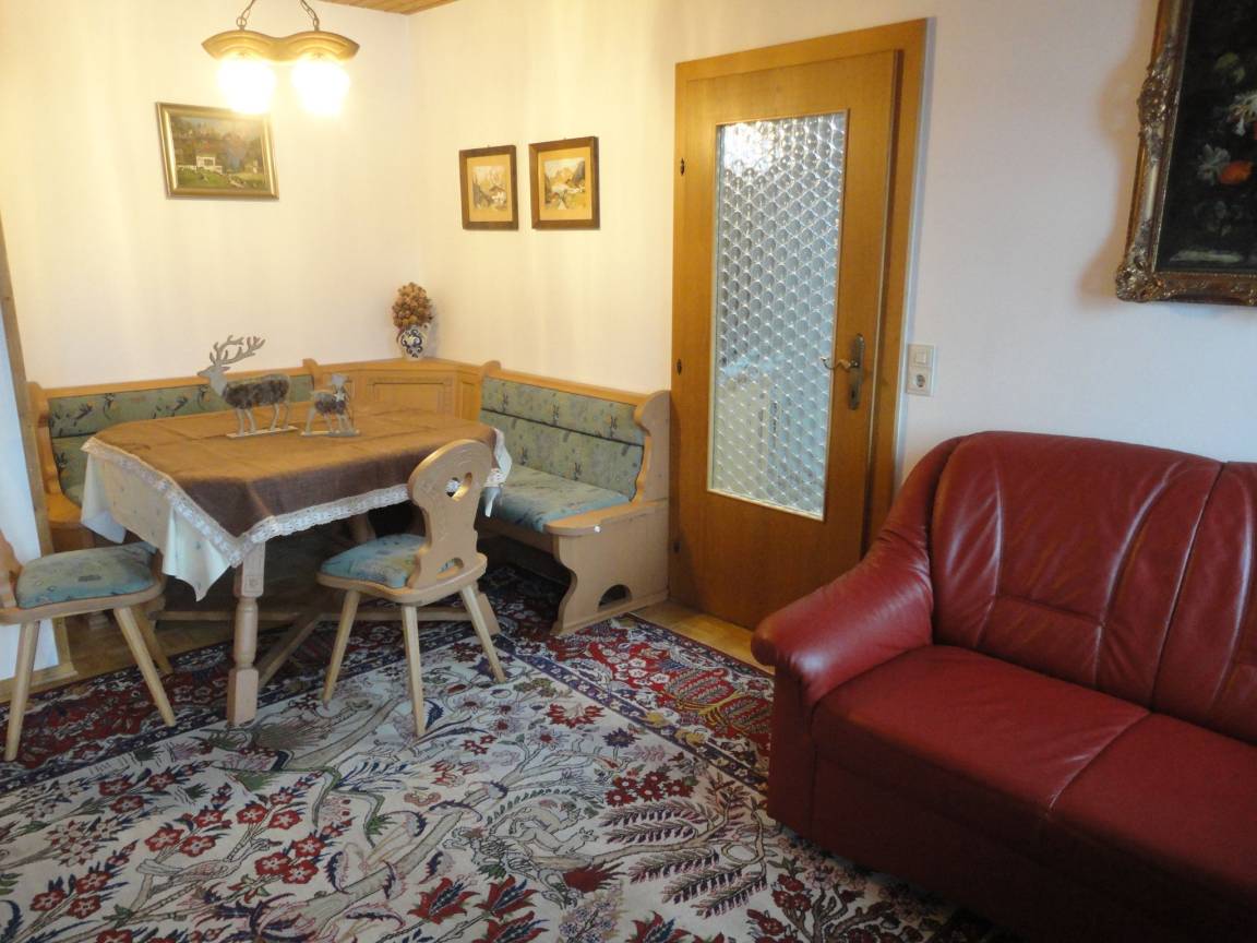 90 M² Ferienwohnung ∙ 2 Schlafzimmer ∙ 4 Gäste - Piding