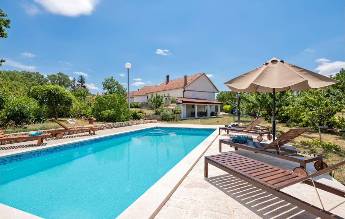 125 M² House ∙ 3 Bedrooms ∙ 8 Guests - Imotski