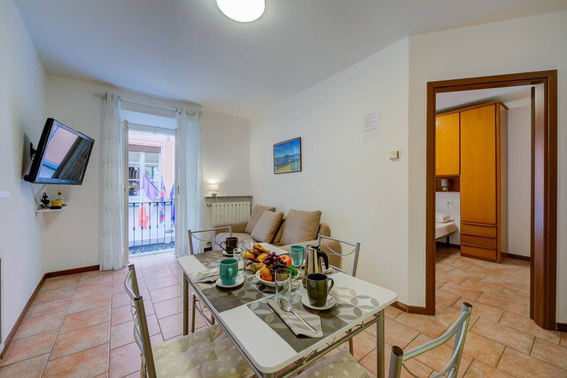 45 M² Apartment ∙ 1 Bedroom ∙ 4 Guests - Stresa
