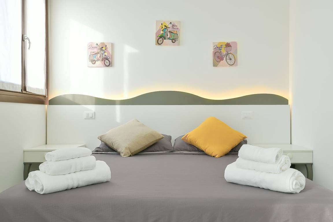 80 M² Apartamento ∙ 2 Habitaciones ∙ 5 Huéspedes - Venecia