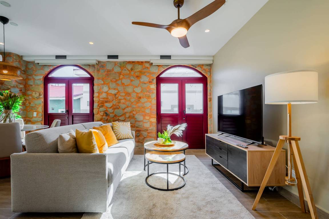 92 M² Apartment ∙ 2 Bedrooms ∙ 6 Guests - Panama City