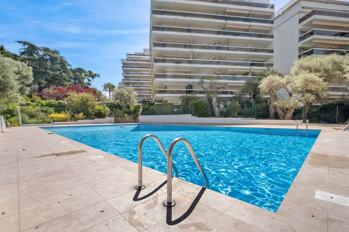 26 M² Appartement ∙ 1 Chambre ∙ 4 Personnes - Biot