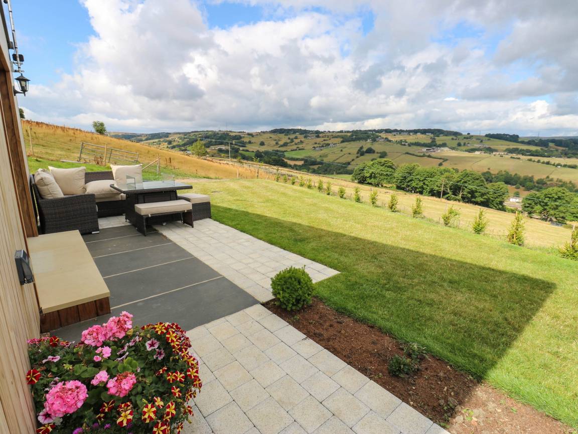 Cottage ∙ 2 Bedrooms ∙ 4 Guests - West Yorkshire