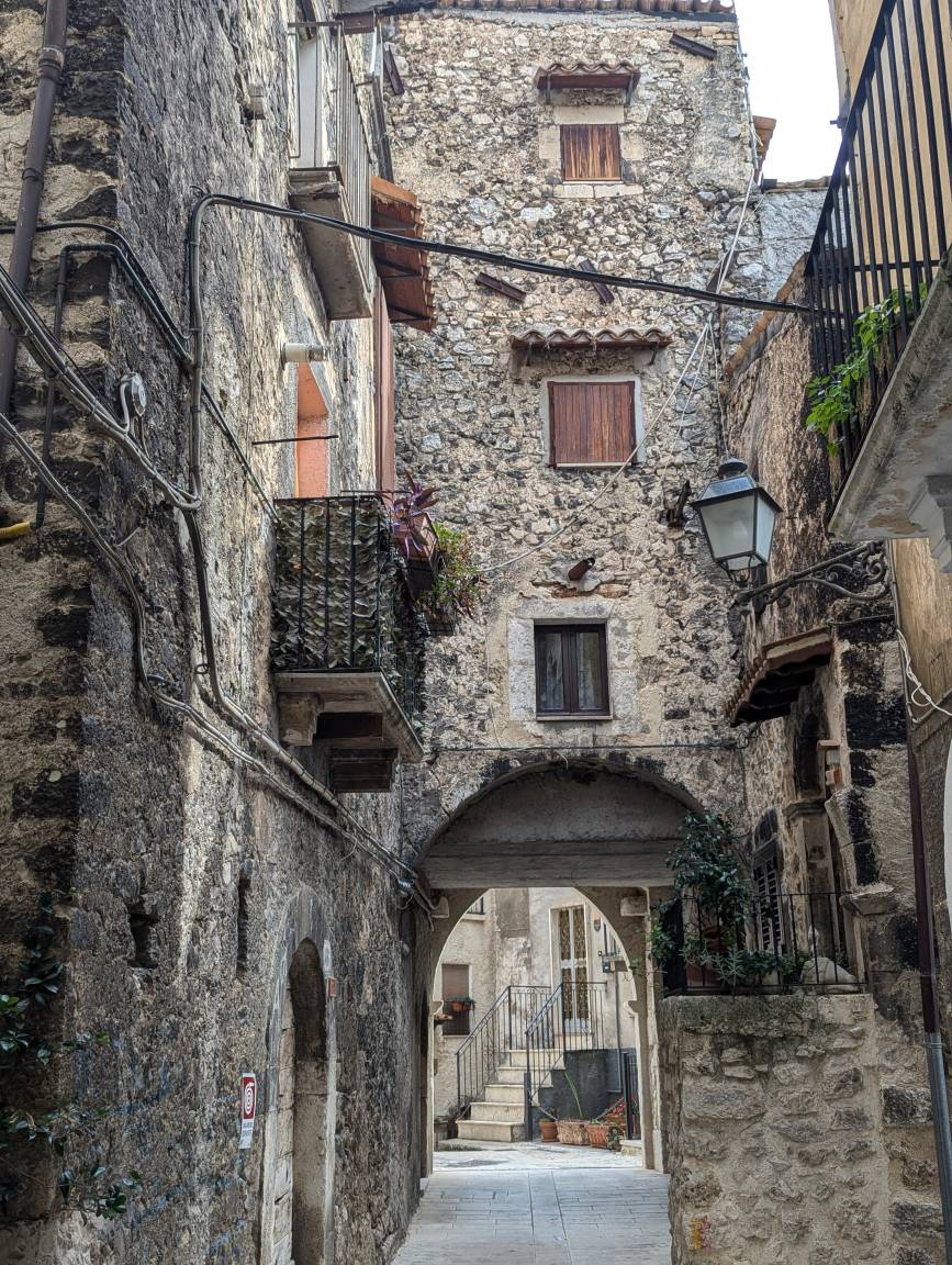 85 M² House ∙ 3 Bedrooms ∙ 6 Guests - Sulmona