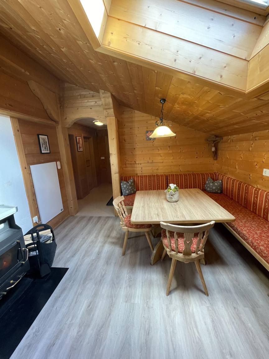 60 M² Ferienwohnung ∙ 2 Schlafzimmer ∙ 5 Gäste - Alpbach