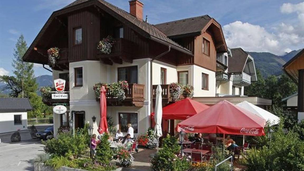 Hotel ∙ 1 Bedroom ∙ 4 Guests - Hallstatt