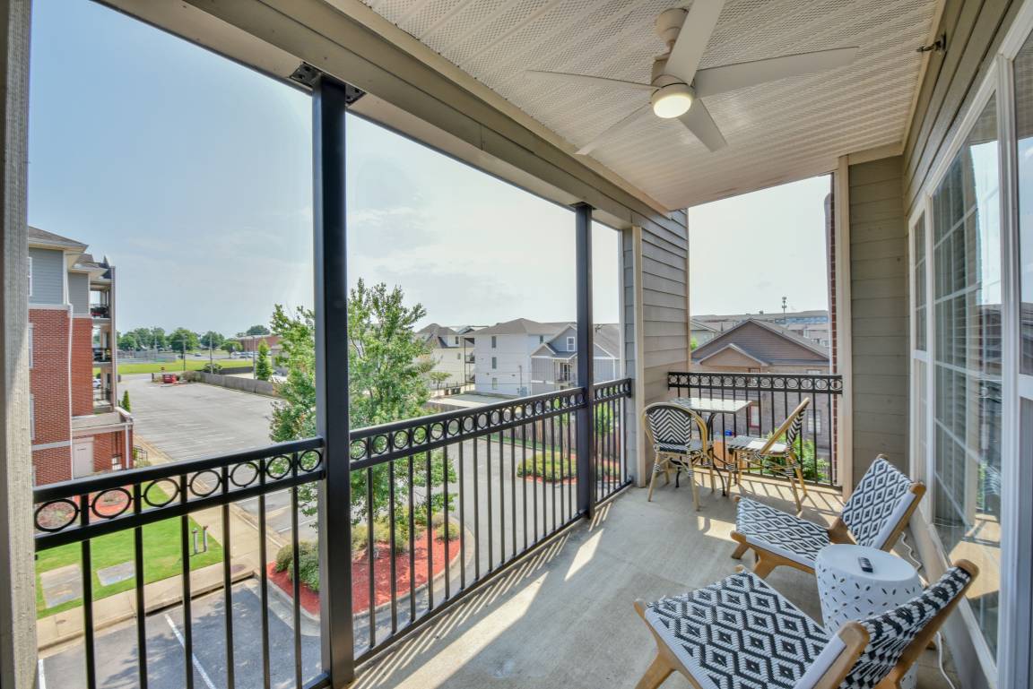 Condo ∙ 3 Bedrooms ∙ 11 Guests - Tuscaloosa, AL