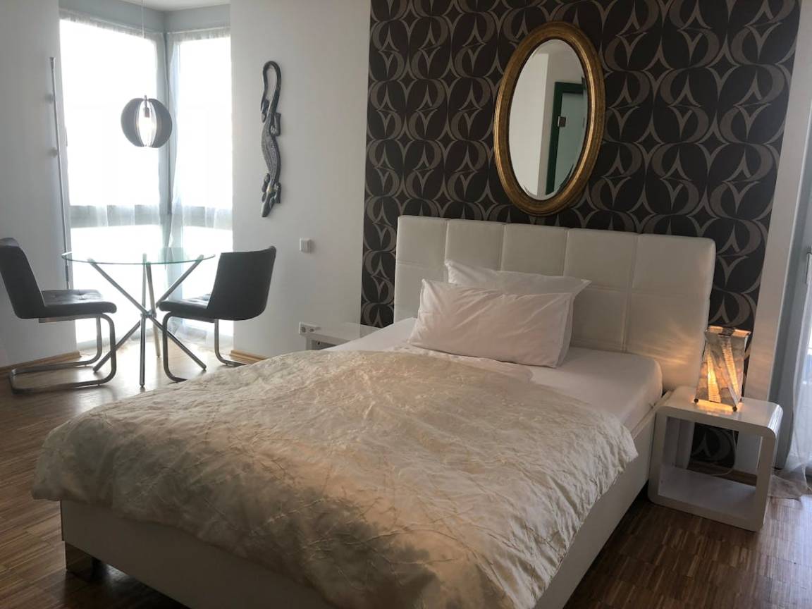 20 M² Apartment ∙ 1 Guest - Munich