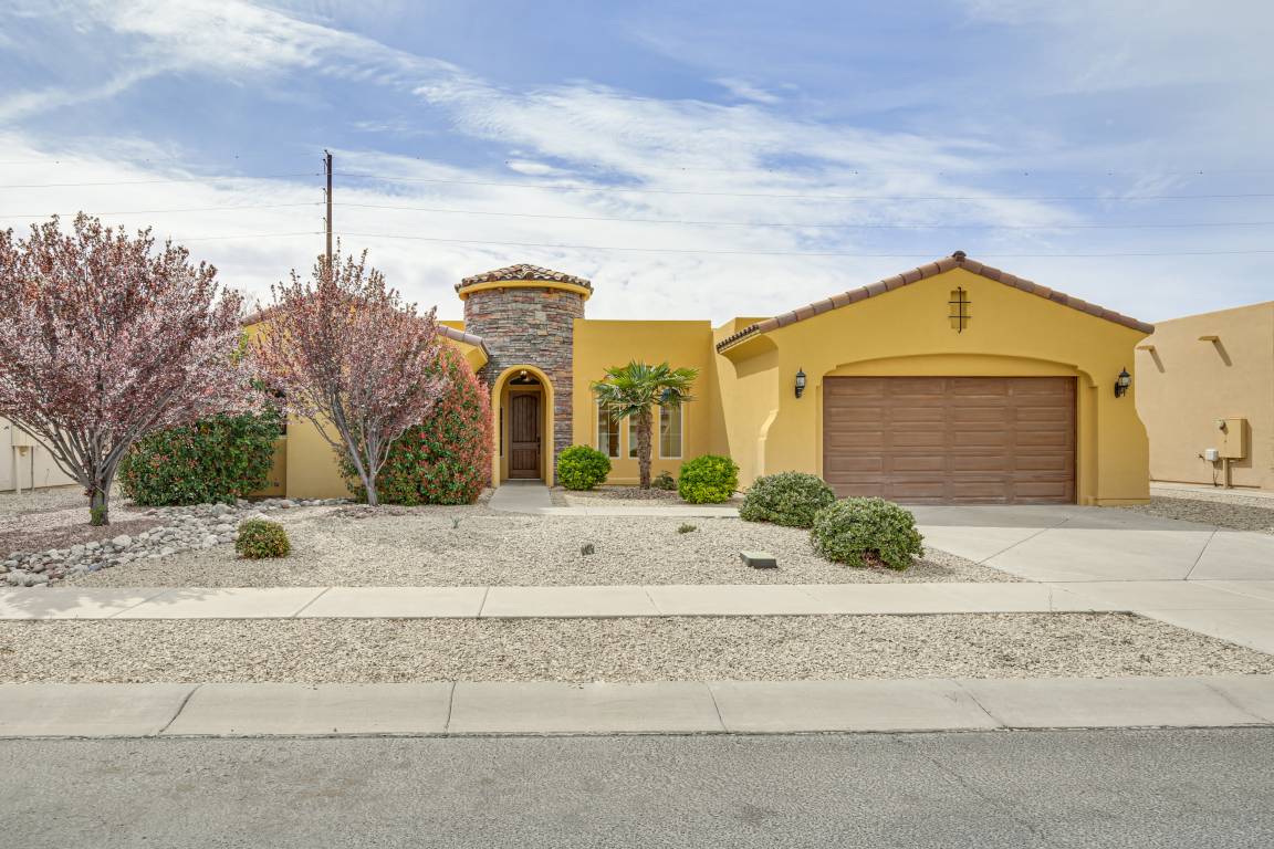 217 M² House ∙ 4 Bedrooms ∙ 11 Guests - Las Cruces, NM
